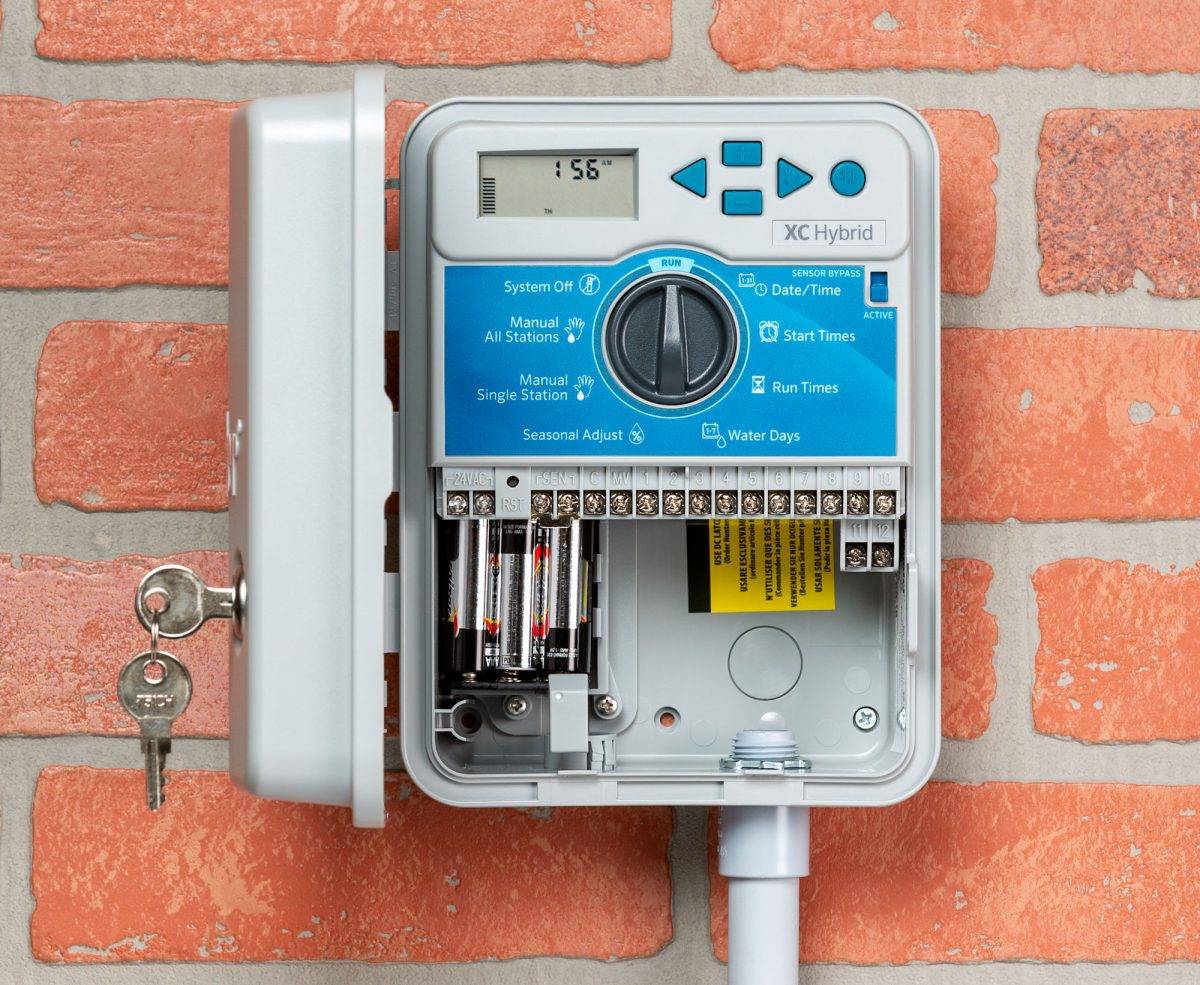 Hunter XC Hybrid Battery Irrigation Controller | Access Irrigation